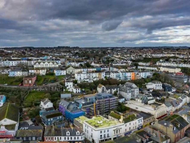 Shared Living/roommate 1 Bedroom For Rent Falmouth Falmouth 1040 ES97662222