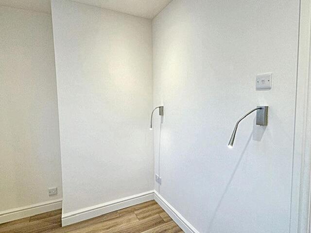 Shared Living/roommate 1 Bedroom For Rent Gloucester Gloucestershire 800 ES101920290