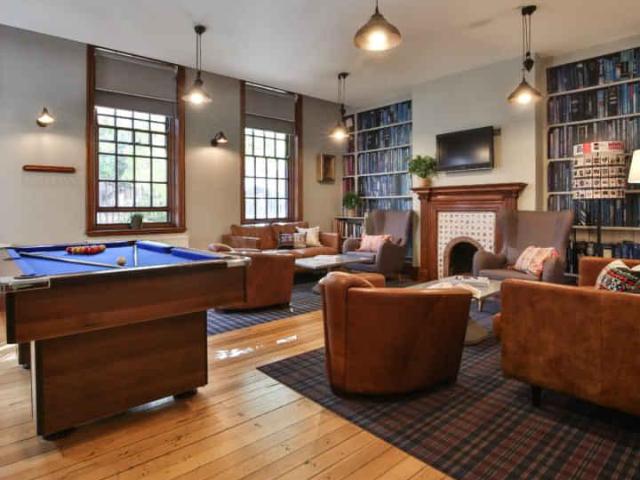Shared Living/roommate 1 Bedroom For Rent London London 1100 ELS99496860
