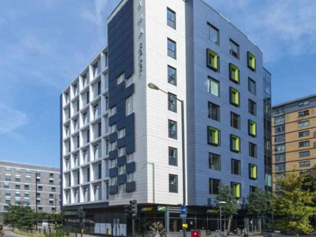 Shared Living/roommate 1 Bedroom For Rent London London 1320 ELS99459173