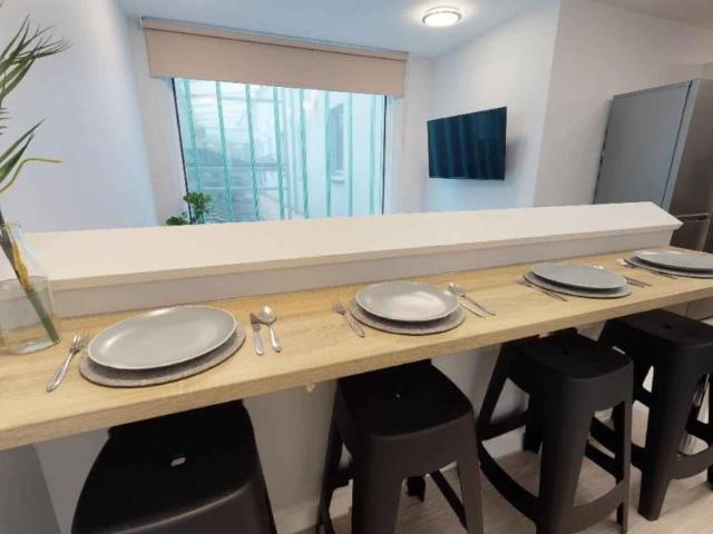 Shared Living/roommate 1 Bedroom For Rent London London 1572 ELS97670168