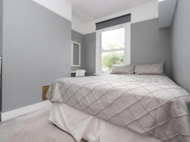 Shared Living/roommate 1 Bedroom For Rent London London 1580 ELS90559994