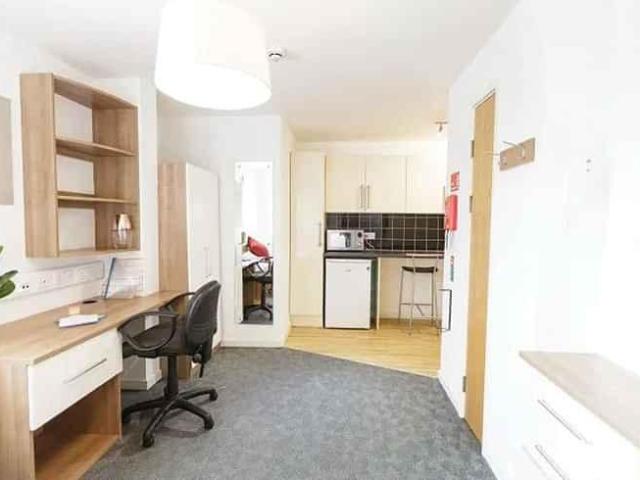 Shared Living/roommate 1 Bedroom For Rent London London 1500 ELS97664557