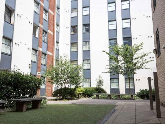 Shared Living/roommate 1 Bedroom For Rent London London 1528 ELS97671646
