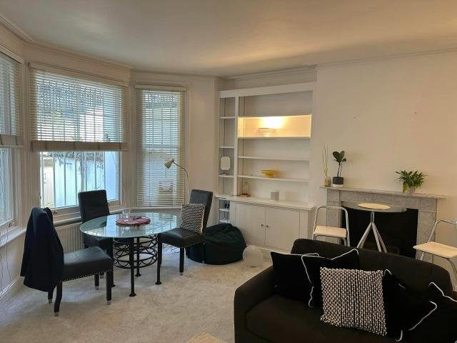 Shared Living/roommate 1 Bedroom For Rent London London 1634 ELS81168509