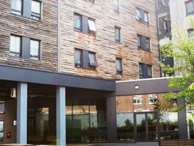 Shared Living/roommate 1 Bedroom For Rent London London 2124 ELS99490658