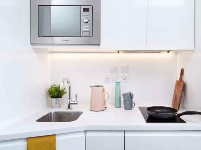 Shared Living/roommate 1 Bedroom For Rent London London 2260 ELS99502231