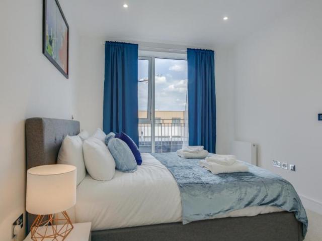 Shared Living/roommate 1 Bedroom For Rent London London 2493 ELS90559300