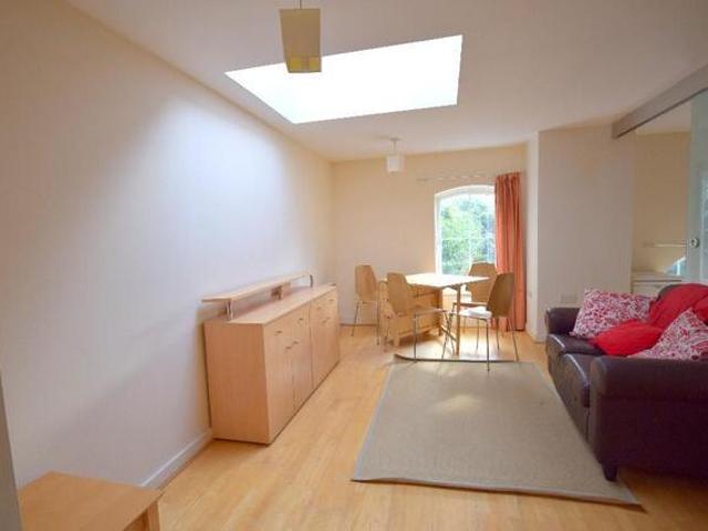 Shared Living/roommate 1 Bedroom For Rent London London 3467 ELS100148976