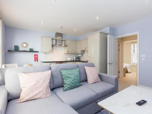 Shared Living/roommate 1 Bedroom For Rent London London 3852 ELS90561351