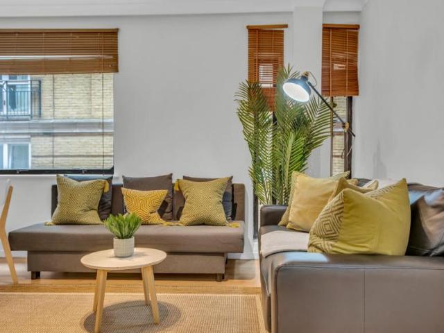 Shared Living/roommate 1 Bedroom For Rent London London 3923 ELS90562021