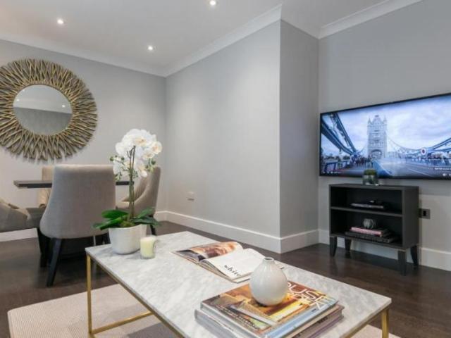 Shared Living/roommate 1 Bedroom For Rent London London 4290 ELS90561302