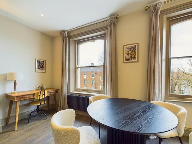 Shared Living/roommate 1 Bedroom For Rent London London 5178 ES100698486