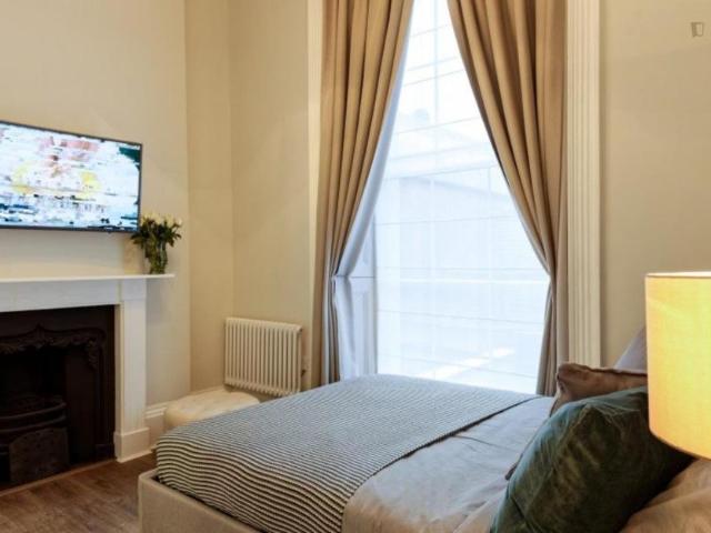 Shared Living/roommate 1 Bedroom For Rent London London 5334 ELS90560981