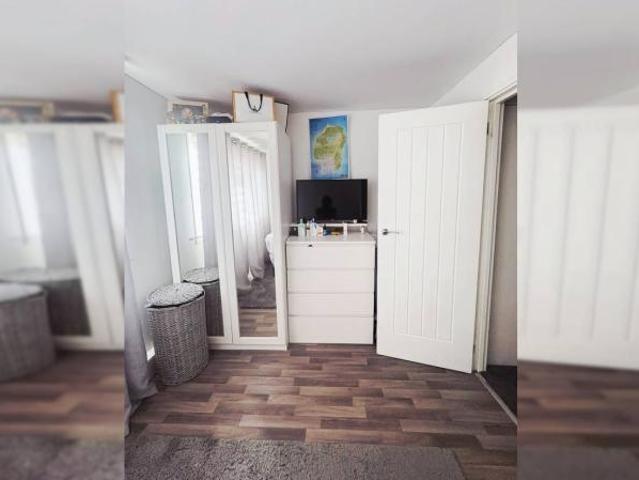 Shared Living/roommate 1 Bedroom For Rent London London 820 ELS101918174