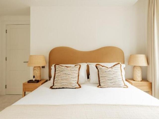 Shared Living/roommate 1 Bedroom For Rent Londres London 8407 ES100721436