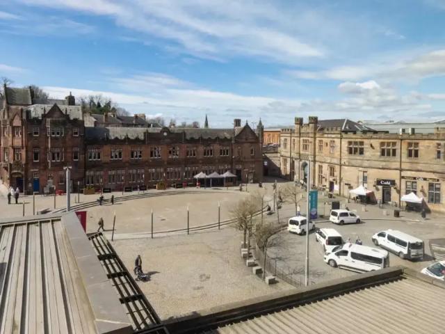 Shared Living/roommate 1 Bedroom For Rent Paisley Paisley 500 ELS99458590