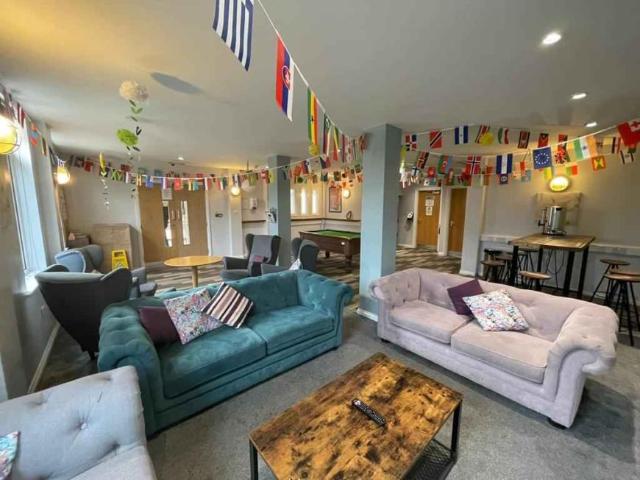 Shared Living/roommate 1 Bedroom For Rent Preston Preston 332 ES99457805