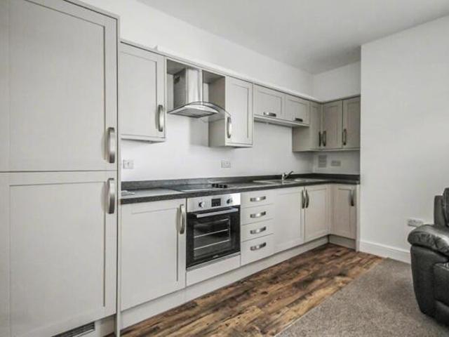 Shared Living/roommate 1 Bedroom For Rent Surrey Hampshire 1300 ES101827040
