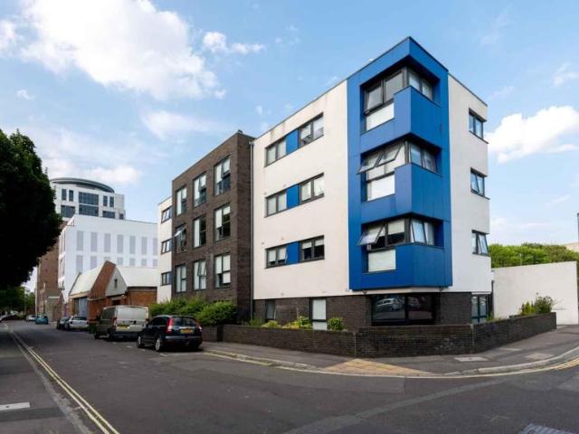 Shared Living/roommate 1 Bedroom For Rent Southsea Southsea 1052 ES90551035