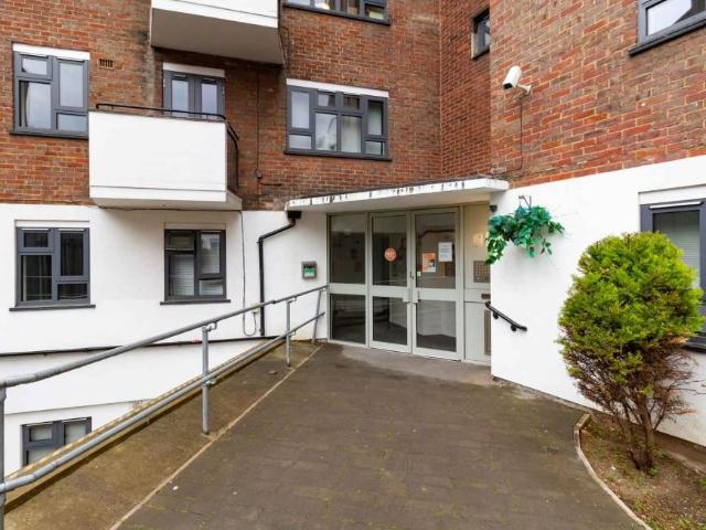 Shared Living/roommate 1 Bedroom For Rent Southwark Southwark 1060 ES90592176