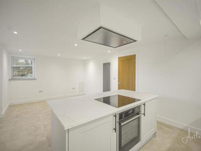 Shared Living/roommate 1 Bedroom For Sale Mumbles Mumbles 300000 ELS99952321