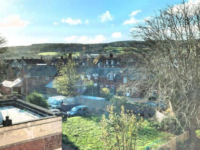 Shared Living/roommate 1 Bedroom For Sale Minehead Somerset 85000 ES98262898
