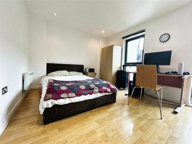 Shared Living/roommate 1 Bedroom For Sale North Yorkshire Leeds 120000 ES98864606