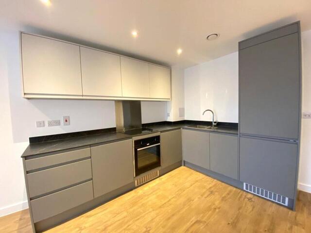 Shared Living/roommate 1 Bedroom For Sale North Yorkshire Leeds 165000 ES100540860