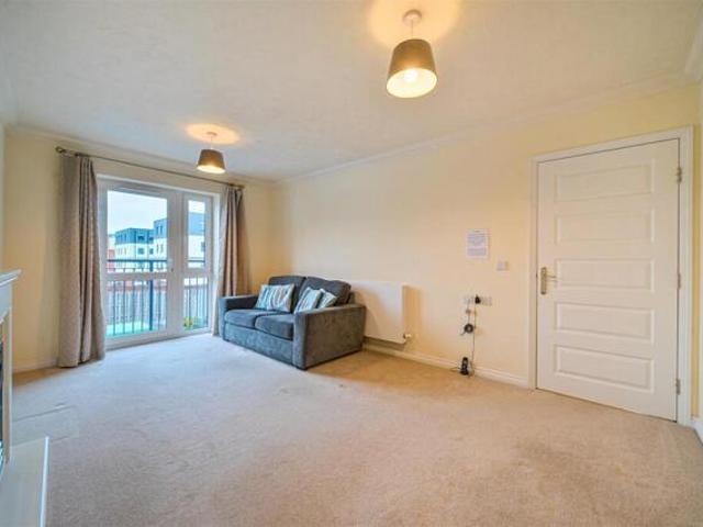 Shared Living/roommate 1 Bedroom For Sale Aylesbury Buckinghamshire 189950 ELS100024237
