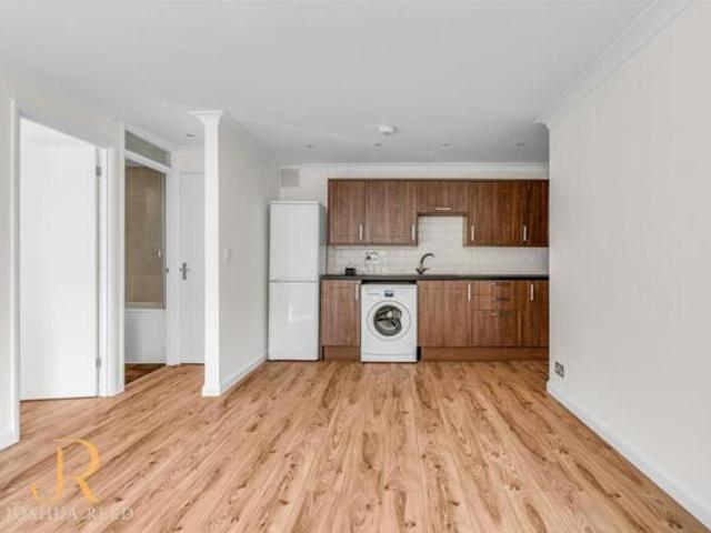 Shared Living/roommate 1 Bedroom For Sale Buntingford Hertfordshire 185000 ES98434489