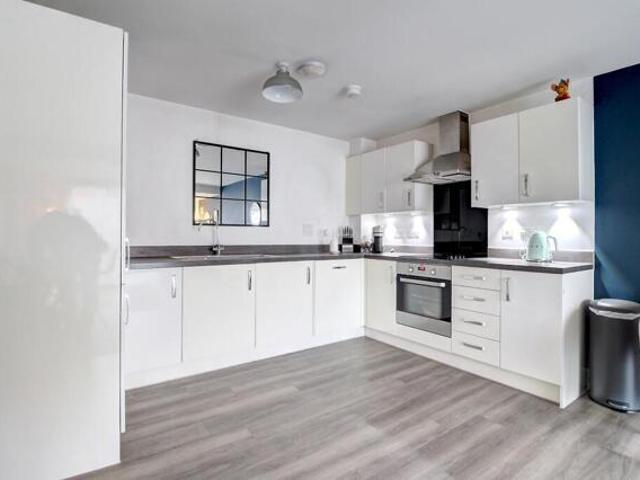 Shared Living/roommate 1 Bedroom For Sale Basingstoke Hampshire 200000 ES99203972
