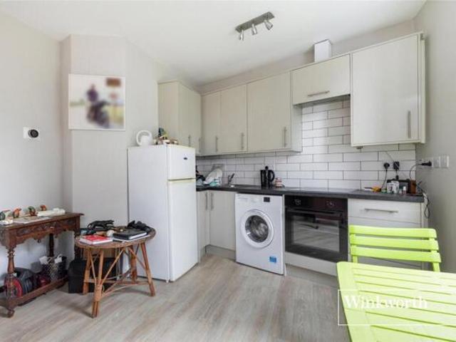 Shared Living/roommate 1 Bedroom For Sale Barnet Greater London 295000 ES99380748