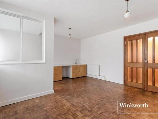 Shared Living/roommate 1 Bedroom For Sale Barnet Greater London 300000 ELS99773969
