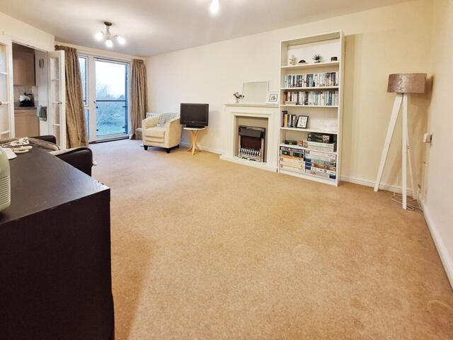 Shared Living/roommate 1 Bedroom For Sale Biggleswade Central Bedfordshire 142000 ELS100366530