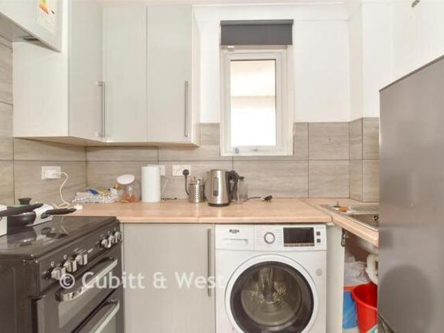 Shared Living/roommate 1 Bedroom For Sale Bognor Regis West Sussex 120000 ES98154172