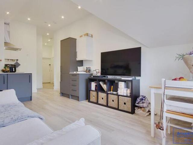 Shared Living/roommate 1 Bedroom For Sale Bournemouth Dorset 180000 ELS99092327