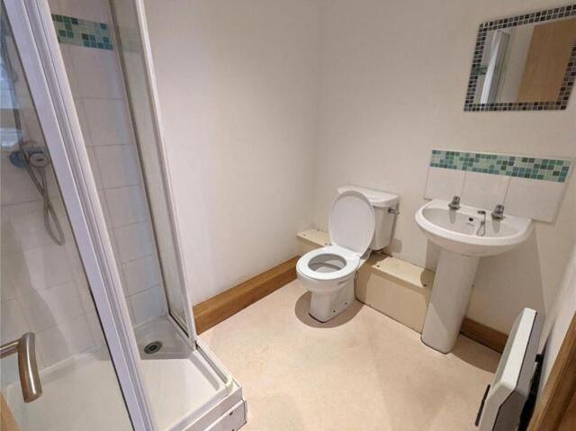 Shared Living/roommate 1 Bedroom For Sale Bradford Bradford 60000 ES98903785
