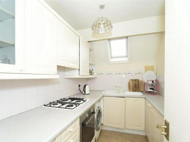 Shared Living/roommate 1 Bedroom For Sale Brentford Greater London 435000 ES100456615