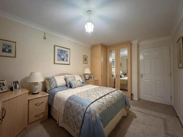 Shared Living/roommate 1 Bedroom For Sale Brentwood Essex 150000 ES101678466