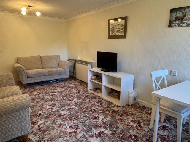 Shared Living/roommate 1 Bedroom For Sale Camberley Surrey 120000 ELS100023995