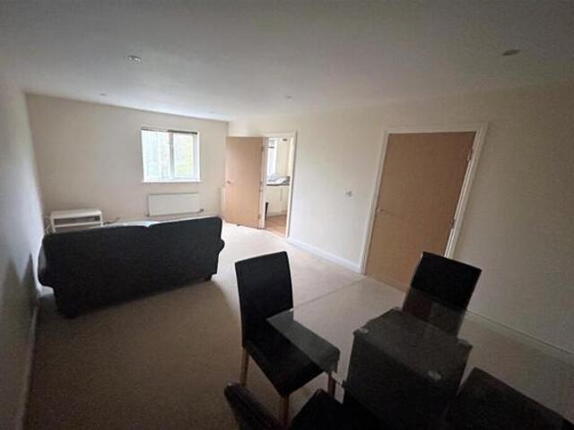 Shared Living/roommate 1 Bedroom For Sale Chapel En Le Frith Derbyshire 112500 ES100579110