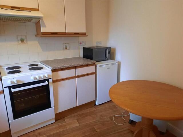 Shared Living/roommate 1 Bedroom For Sale Chard Somerset 89000 ES99773727
