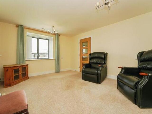 Shared Living/roommate 1 Bedroom For Sale Cheltenham Gloucestershire 105000 ES101199880