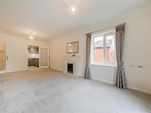 Shared Living/roommate 1 Bedroom For Sale Cheltenham Gloucestershire 200000 ES100615120