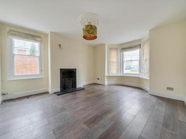 Shared Living/roommate 1 Bedroom For Sale Cheltenham Gloucestershire 220000 ELS98765665