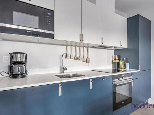 Shared Living/roommate 1 Bedroom For Sale Chertsey Surrey 229950 ES100824852