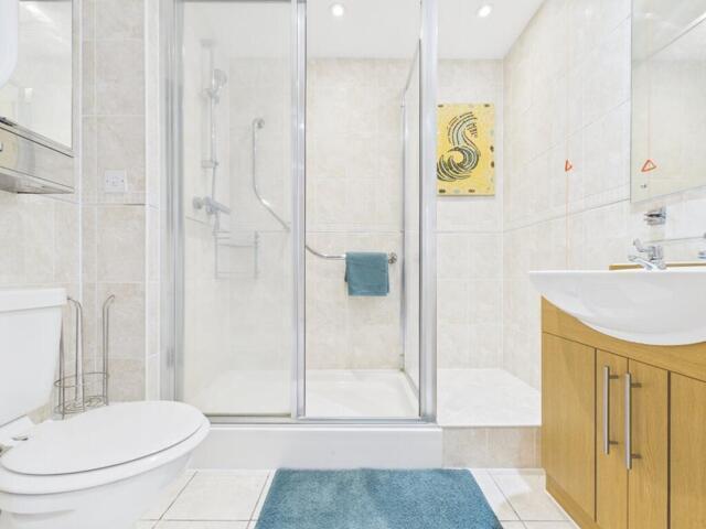 Shared Living/roommate 1 Bedroom For Sale Chesham Buckinghamshire 200000 ES101676289