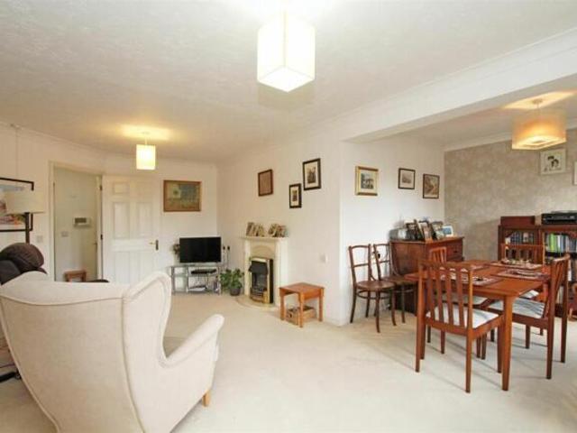 Shared Living/roommate 1 Bedroom For Sale Chichester West Sussex 125000 ES98930343