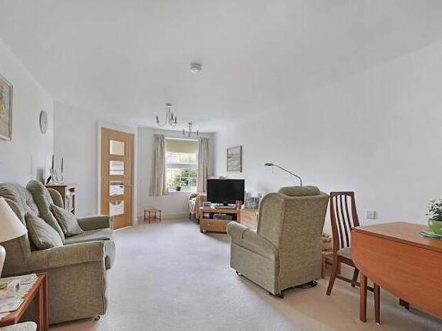 Shared Living/roommate 1 Bedroom For Sale Chipping Ongar Essex 230000 ES101119180